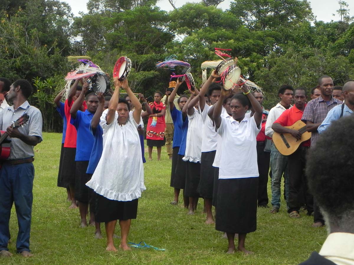 The Kaluli New Testament Dedication: God's Word Reaches Papua New ...