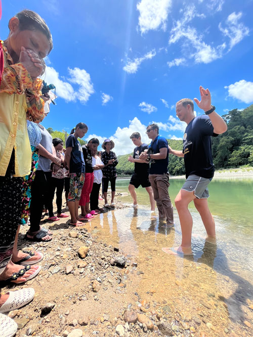 God Is on the Move: The Journey to the Isnag Bible - Wycliffe Bible ...